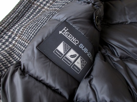 GLORYGUY & Cachette｜筋トレしなくても美しいボディを保つ!? HERNO/ヘルノの「Laminar」立ち襟コンパクトダウンジャケット＆"Wool調"グレンチェック柄フーデット ...
