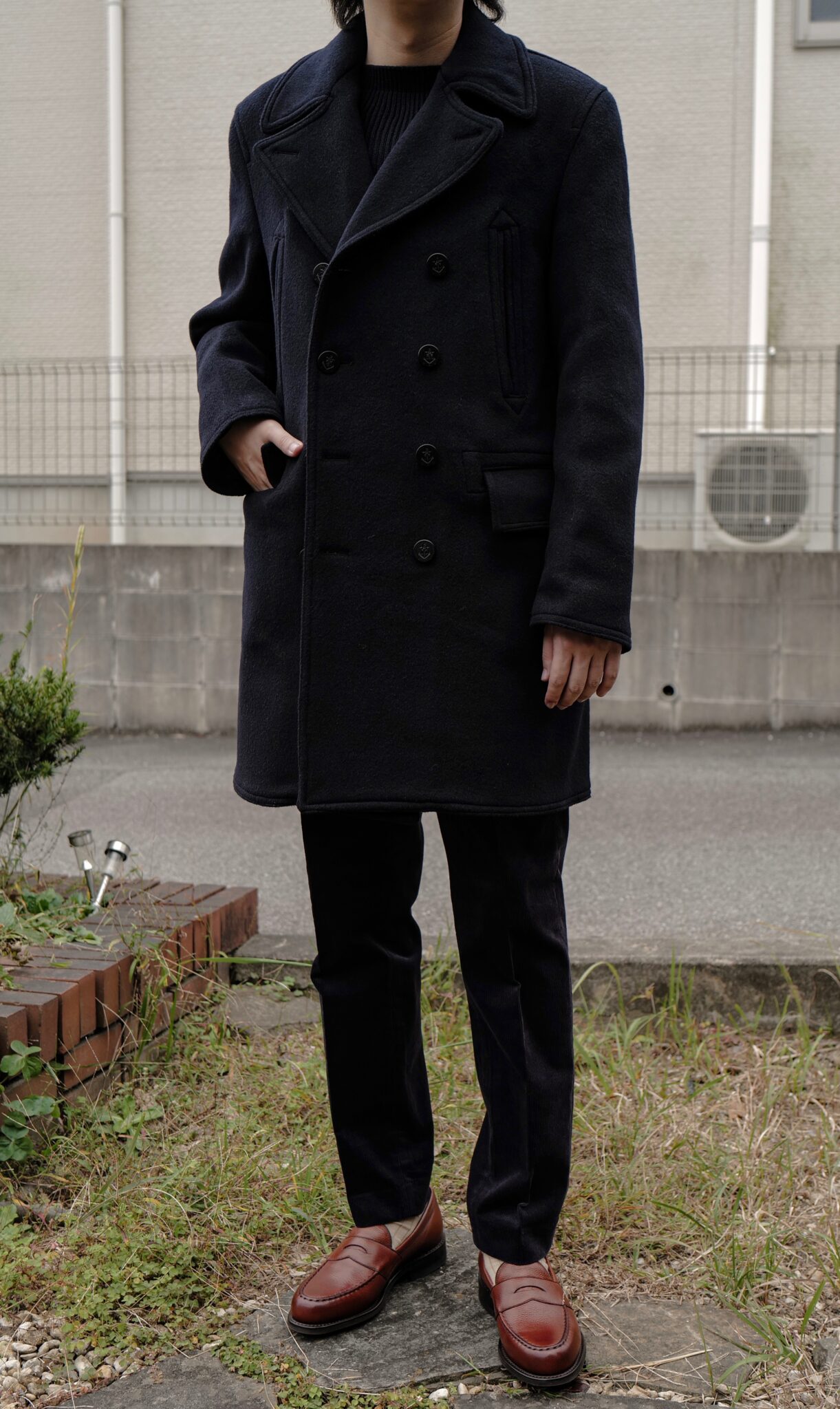 【GLOVERALL/グローバーオール】からウィンストン チャーチルが着用していた本格的なPコートをご提案します。 ｜ Clothes to You｜GLORYGUY＆Cachette